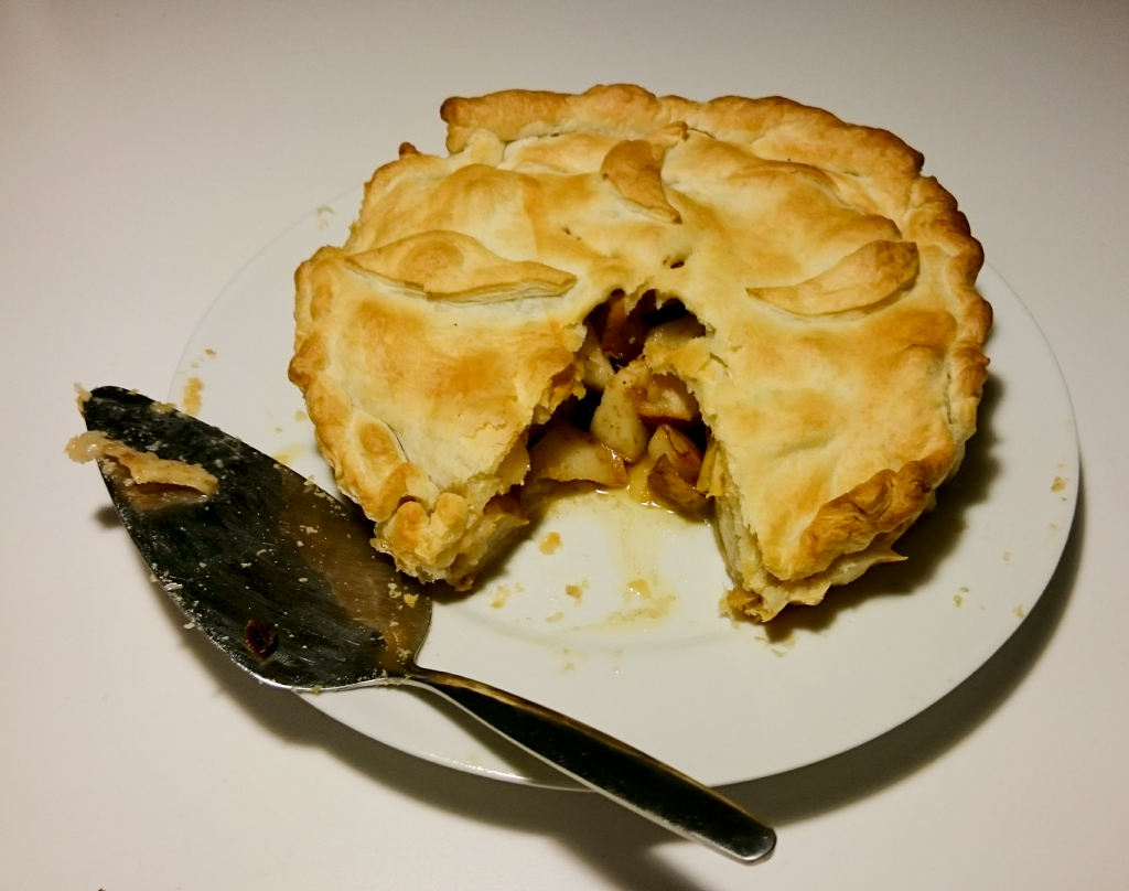 Pear and apple pie - a renaissance pie - Postej & Stew